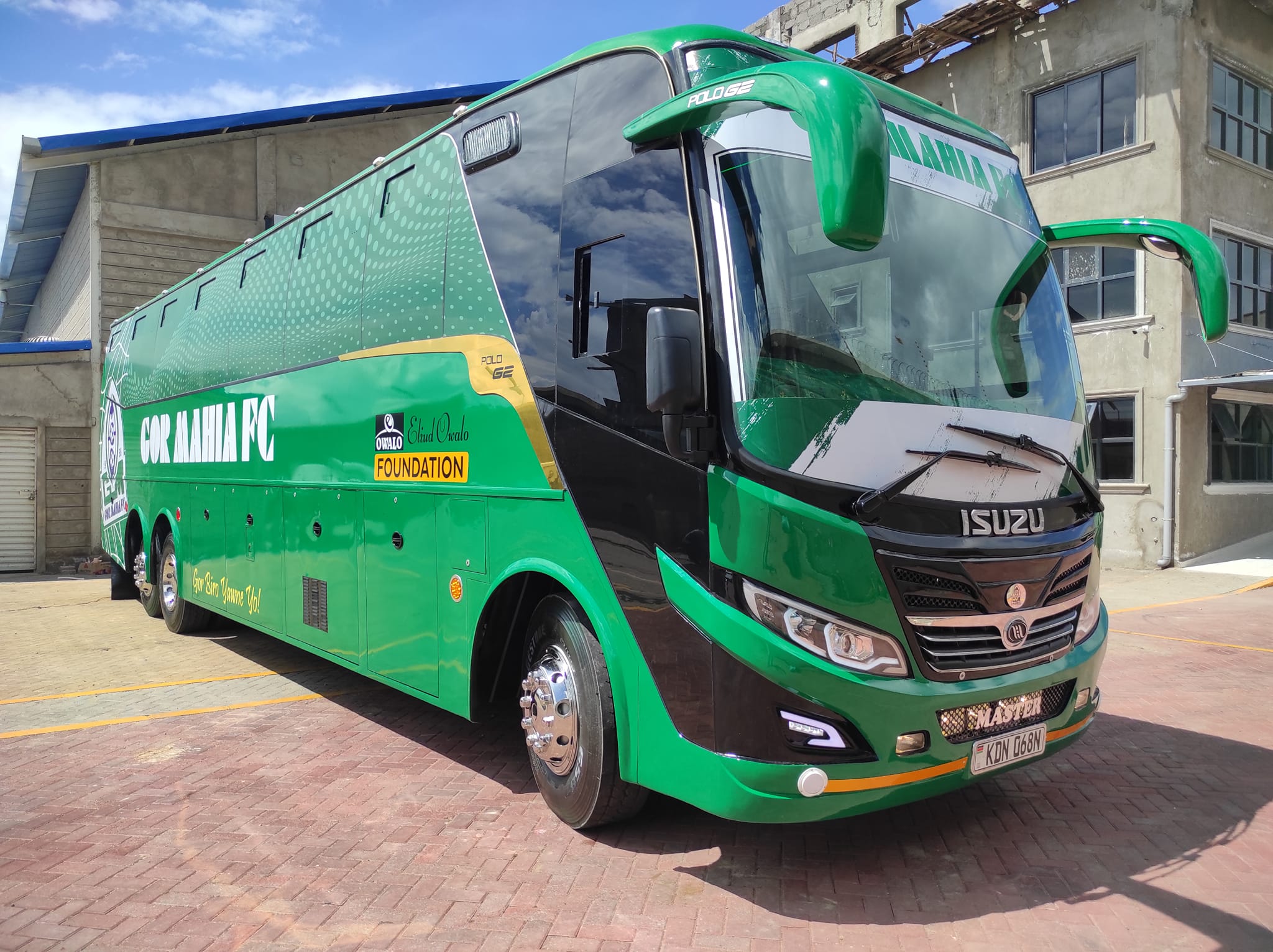 ISUZU FVR 34 6×2 67 SEATER – Dan Wa Trucks – No 1 Approved Dealer with ...